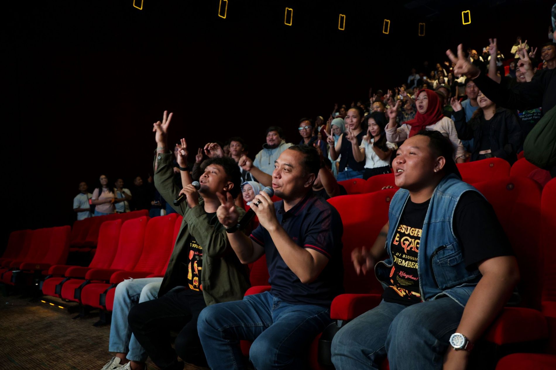 Wali Kota Eri Nobar 'Pesugihan Setan Gagak' Bareng Ratusan Anak Muda ...